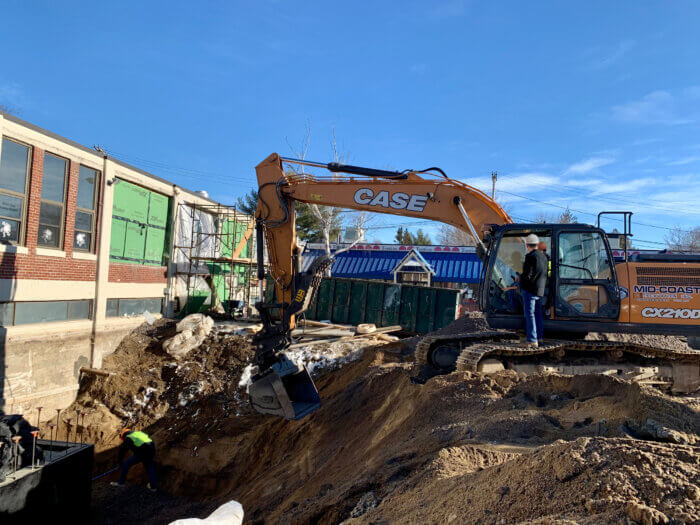 Construction Projects - Mid-Coast Excavation